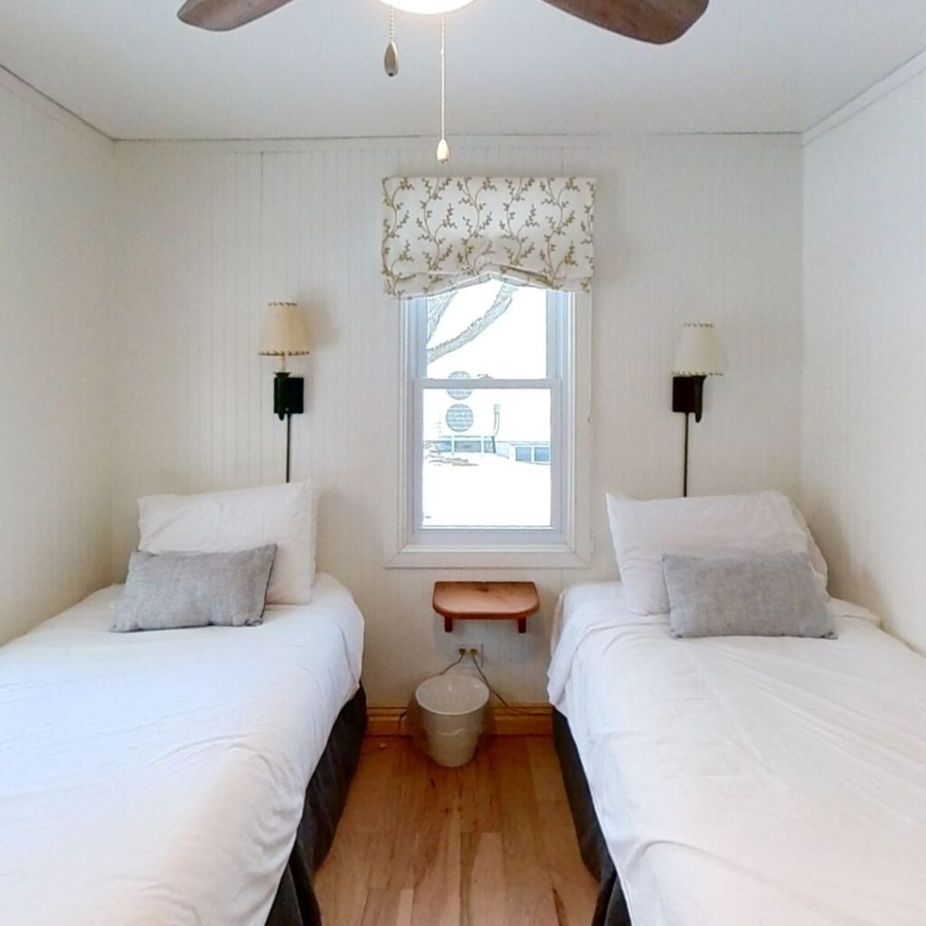 Cottage 10 - A Private Waterfront Escape - Reserve Now!